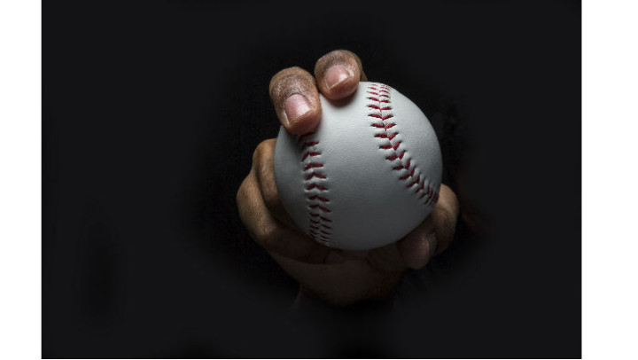 Rotator Cuff Tears: Expert Tips for Baseball Players
