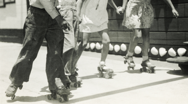 Roller Skating 101: Avoid Common Injuries and Fall Safely